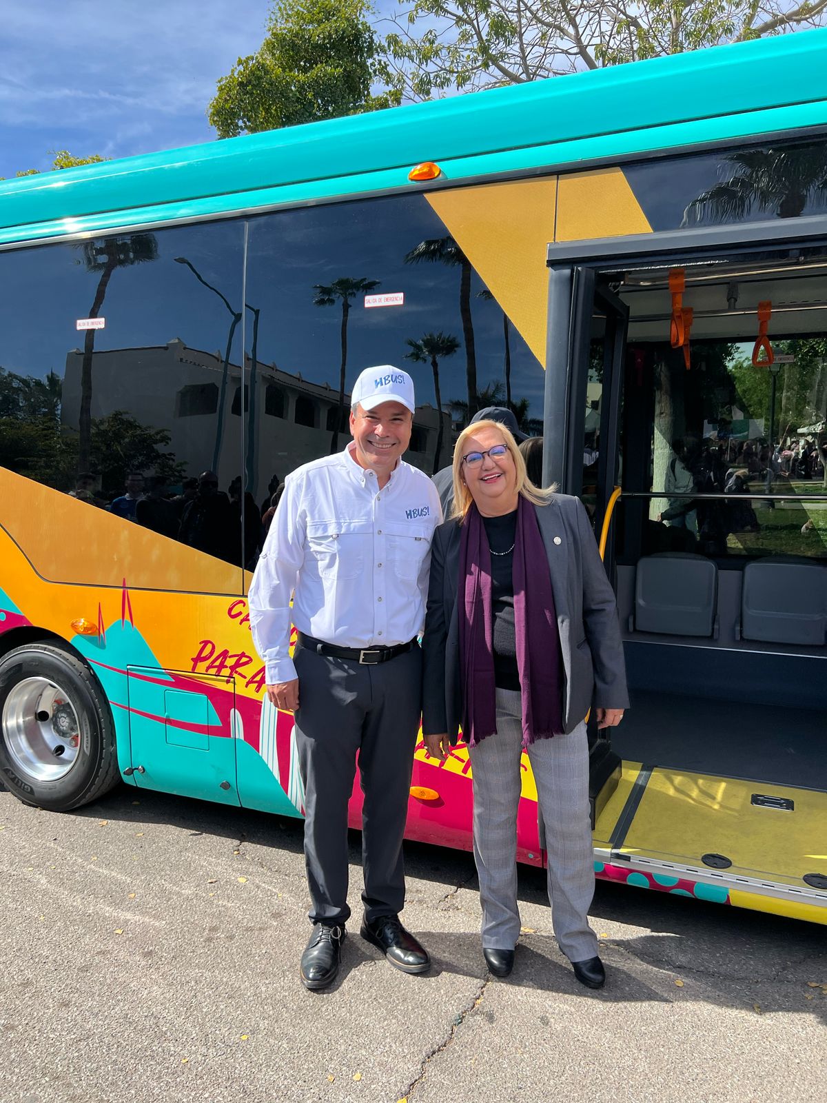 Arranca Toño Astiazarán H Bus gratuito para estudiantes universitarios
