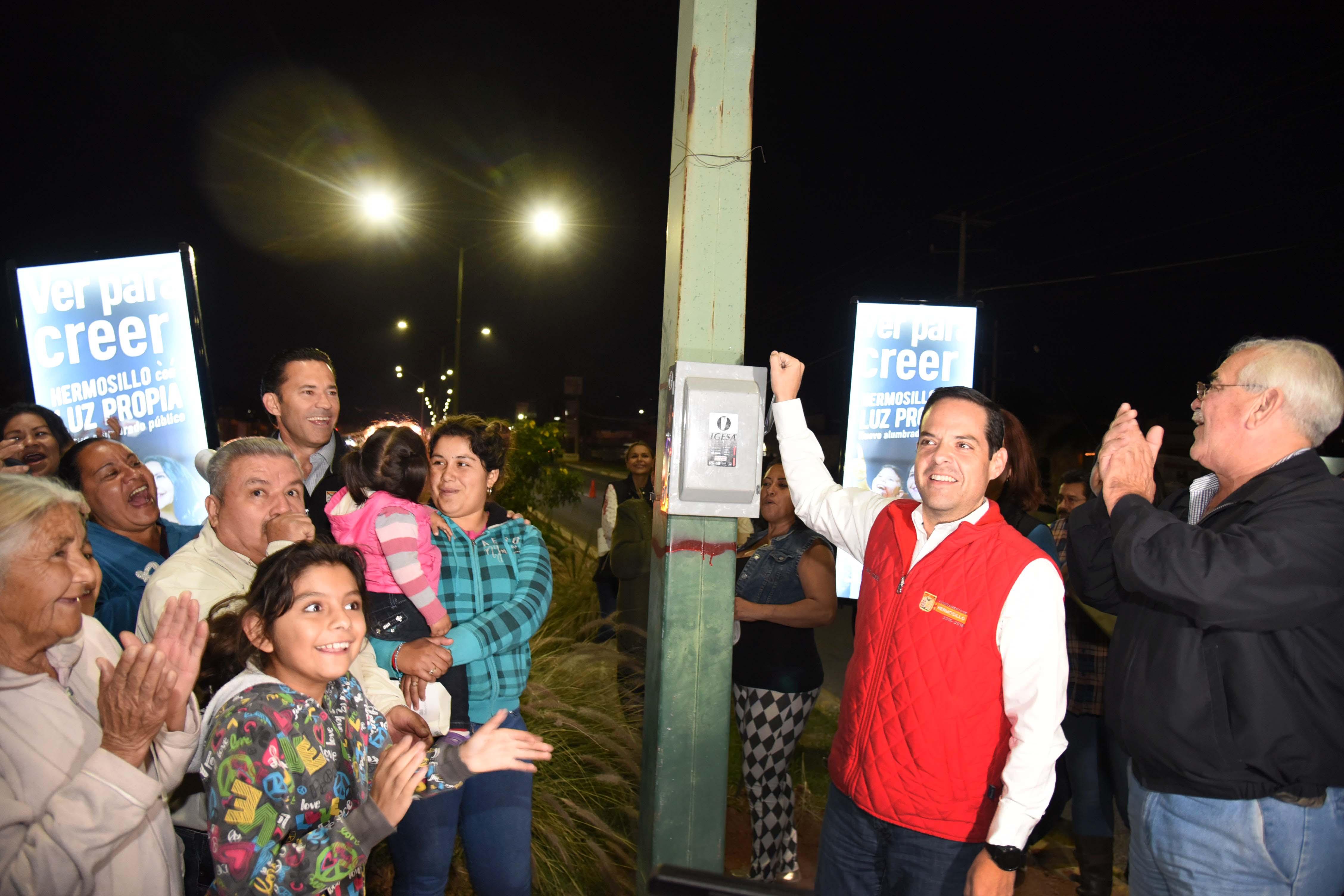 Iluminan con lámparas LED bulevar Enrique Mazón López